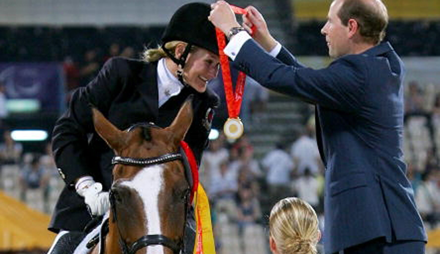 Lauren Barwick 4 Star Parelli Professional – Bridging the Gap Horsemanship